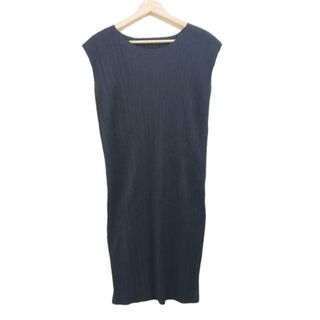 PLEATS PLEASE ISSEY MIYAKE(ワンピース)のフリマアイテム一覧 PLEATS PLEASE ISSEY MIYAKE(ワンピース)のフリマアイテム一覧