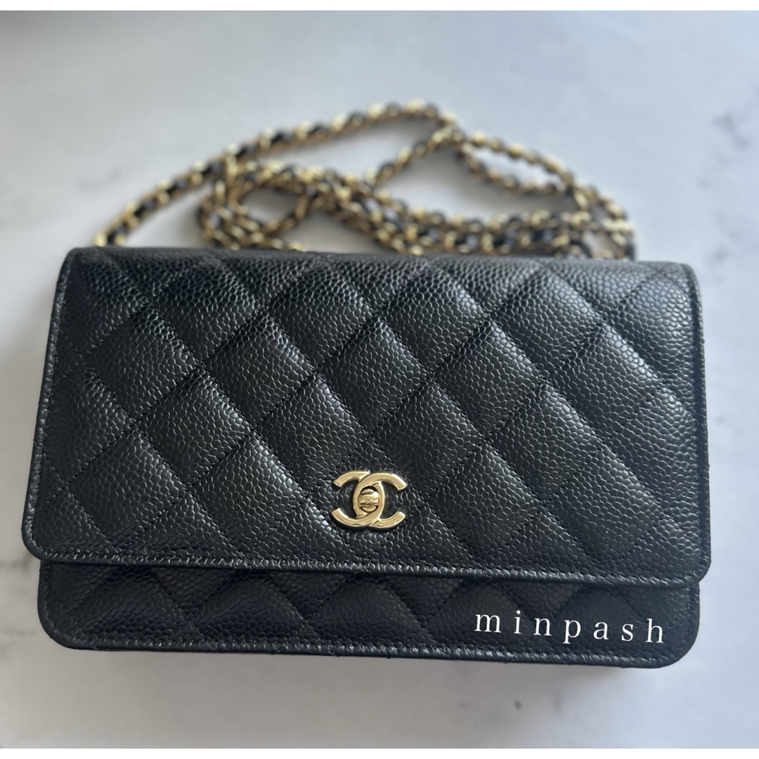 CHANEL - CHANEL ♡ チェーンウォレット ターンロック キャビア CHANEL - CHANEL ♡ チェーンウォレット ターンロック キャビア