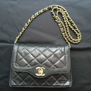 CHANEL(フリル ・ ショルダーバッグ)のフリマアイテム一覧 CHANEL(フリル ・ ショルダーバッグ)のフリマアイテム一覧